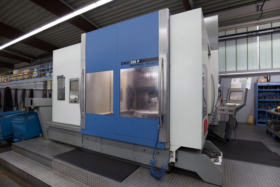 DMU 200 P – Baumann